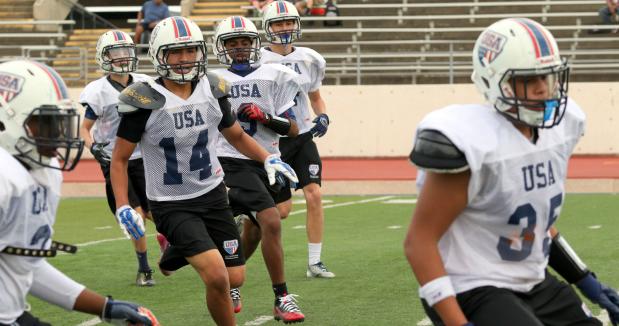 Launch your up-tempo offense with this team takeoff drill