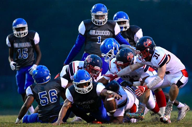 How a Florida small-school football program goes from winless to ...