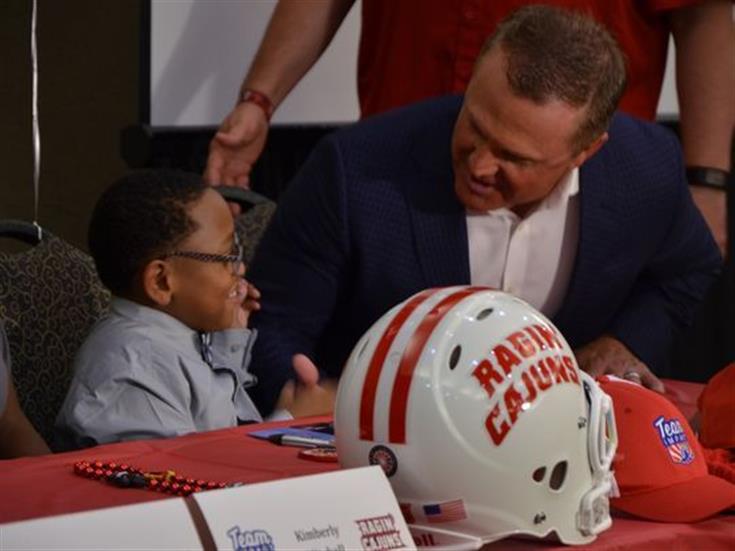 USA Football Tuesday PM Blitz: Ragin' Cajuns welcome new team member